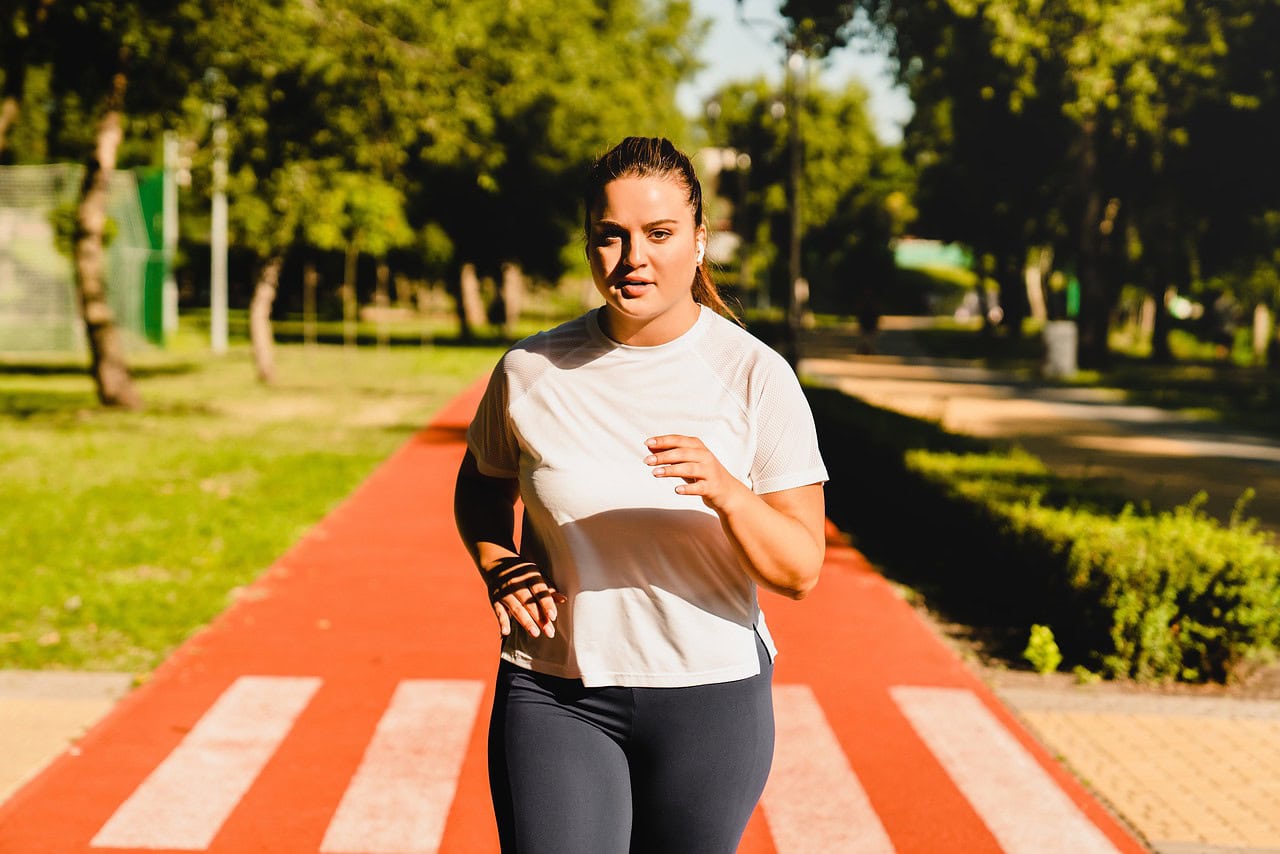How Regular Walking Helps Achieve Weight Loss Goals