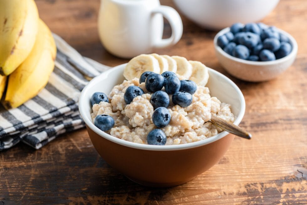 Oatmeal: Weight Loss, Nutrition Facts, Health Benefits & Calories
